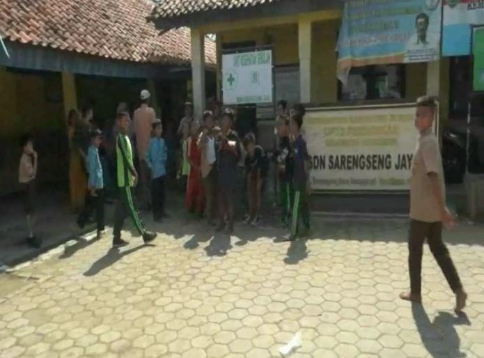 Kepsek Subang Potong Bantuan Siswa Miskin, Wali Murid Geruduk Sekolah